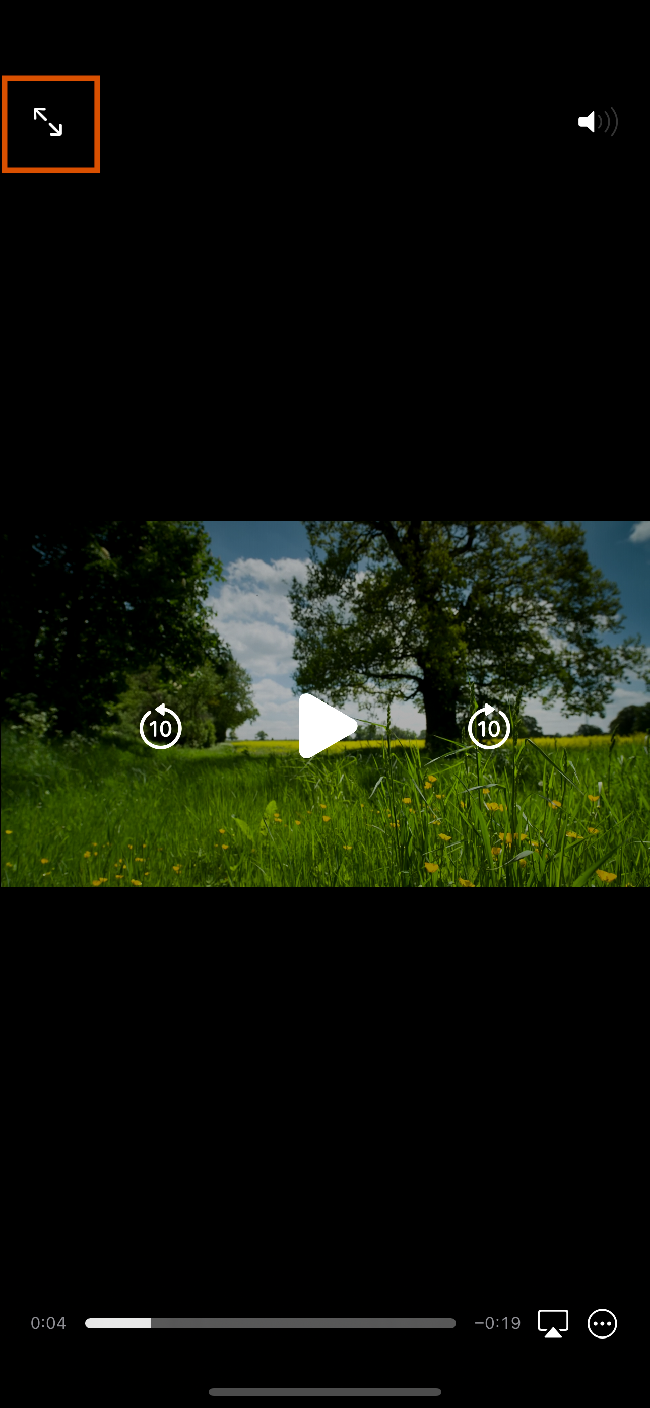 Full-screen setting not working on iOS · Issue #2993 · TheWidlarzGroup/react-native-video · GitHub