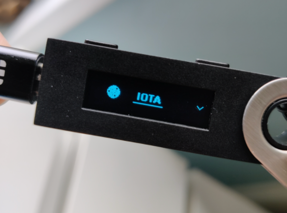 [Ledger Migration] - Stuck at finding balance with legacy app · Issue #1375 · iotaledger/firefly ...