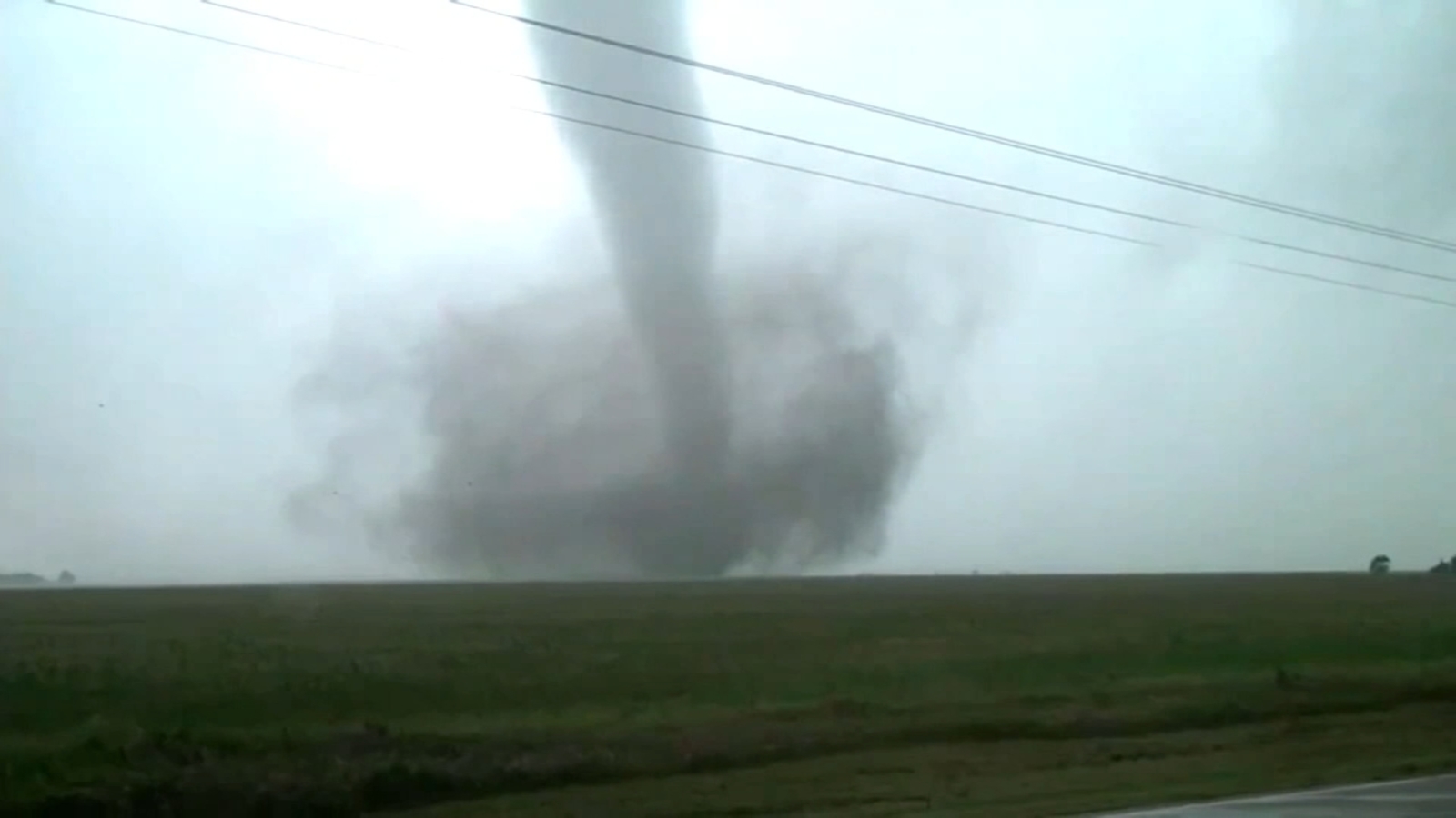 Different sizes, colors, shapes and lengths of tornados when spawn ...