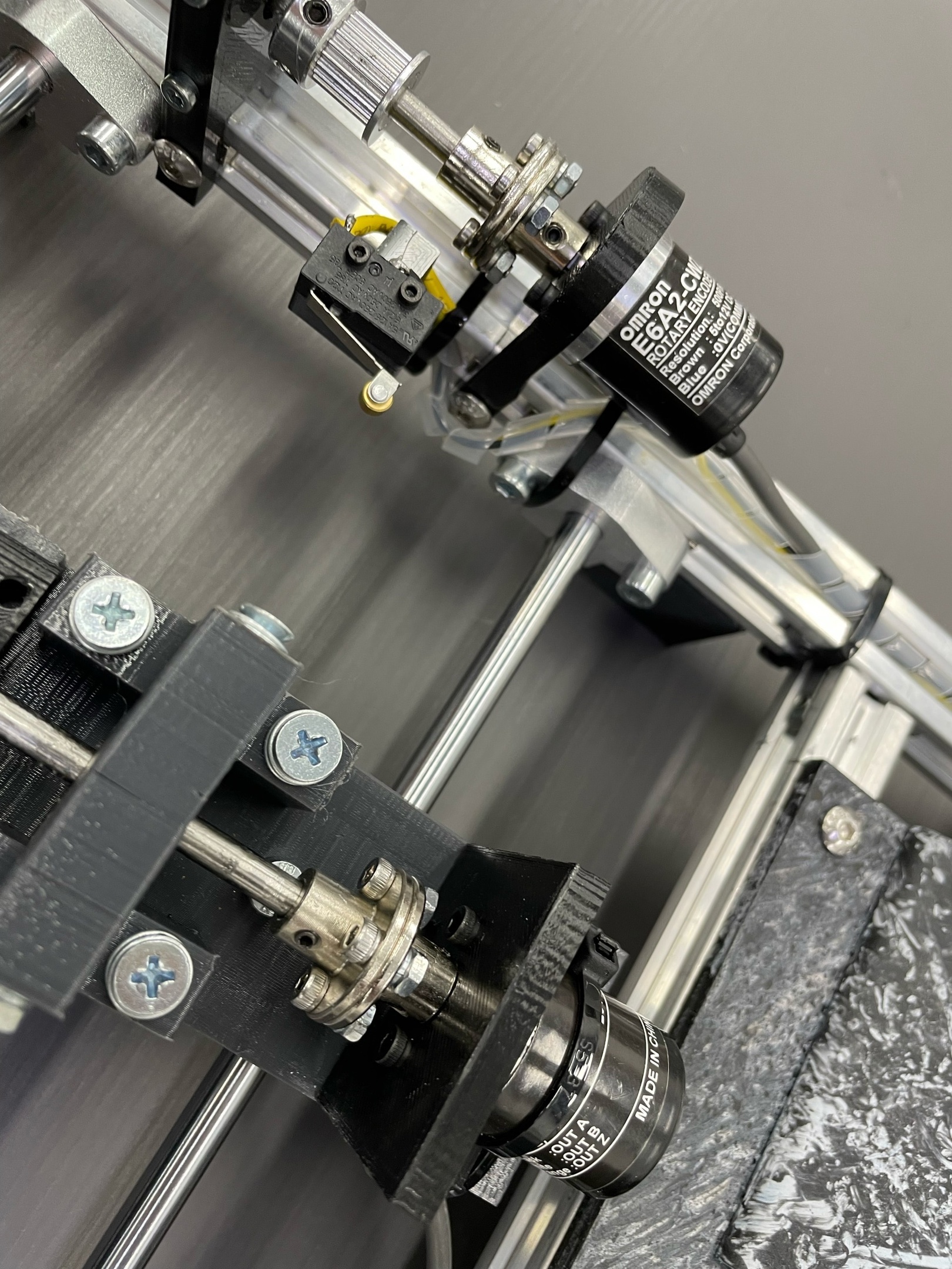 GitHub - aliudvidere/Inverted-pendulum: The control is carried out by STM32 throught LQR ...