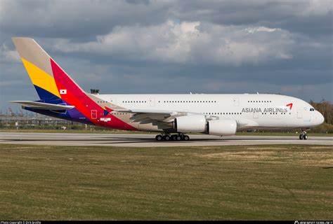Can you make AIRBUS A380-800 Thai Airways, lauda air 767-300er, Airbus ...