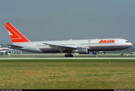 Can you make AIRBUS A380-800 Thai Airways, lauda air 767-300er, Airbus ...