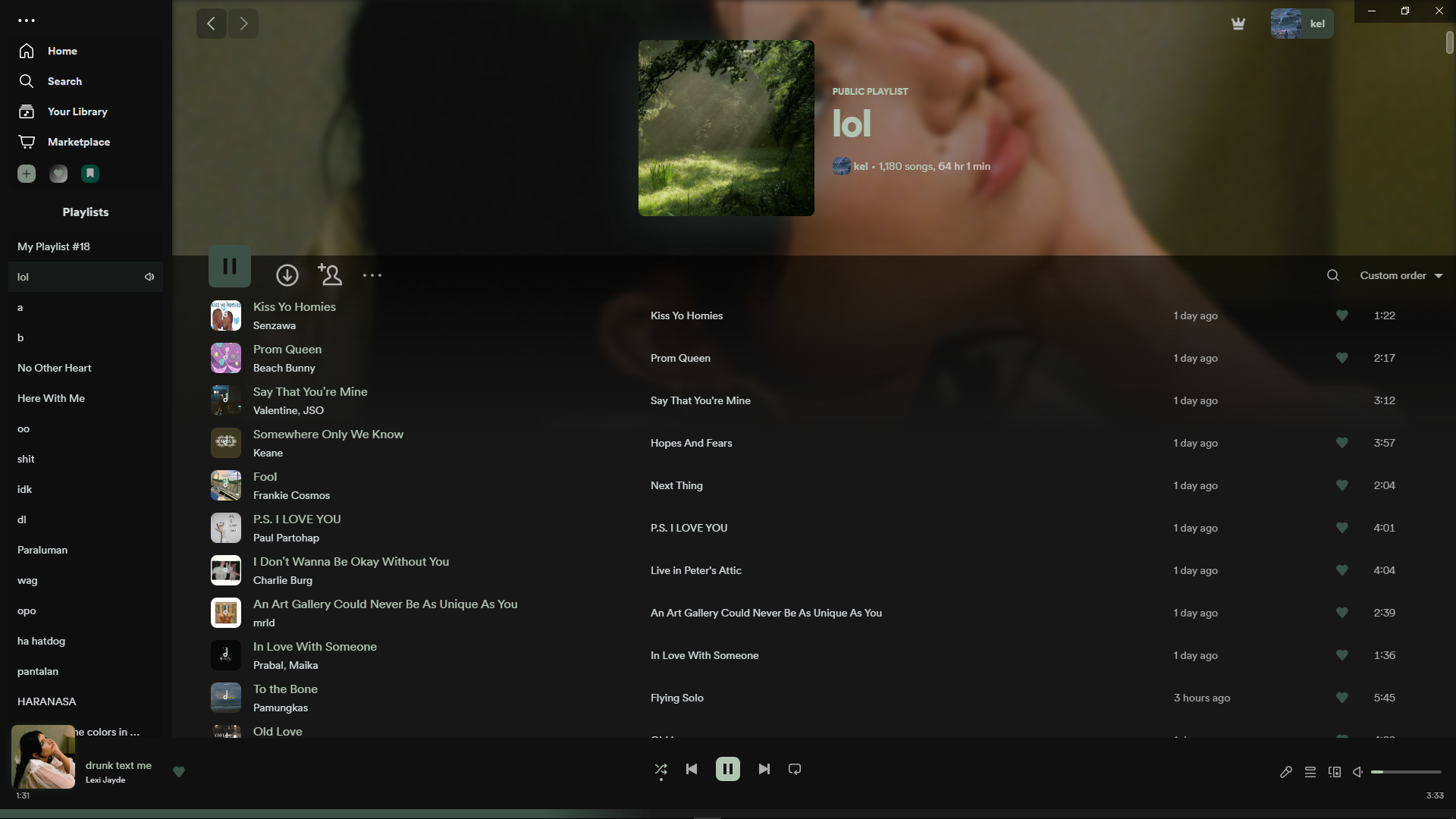 how do i remove the backround image pls help its not like that before ...