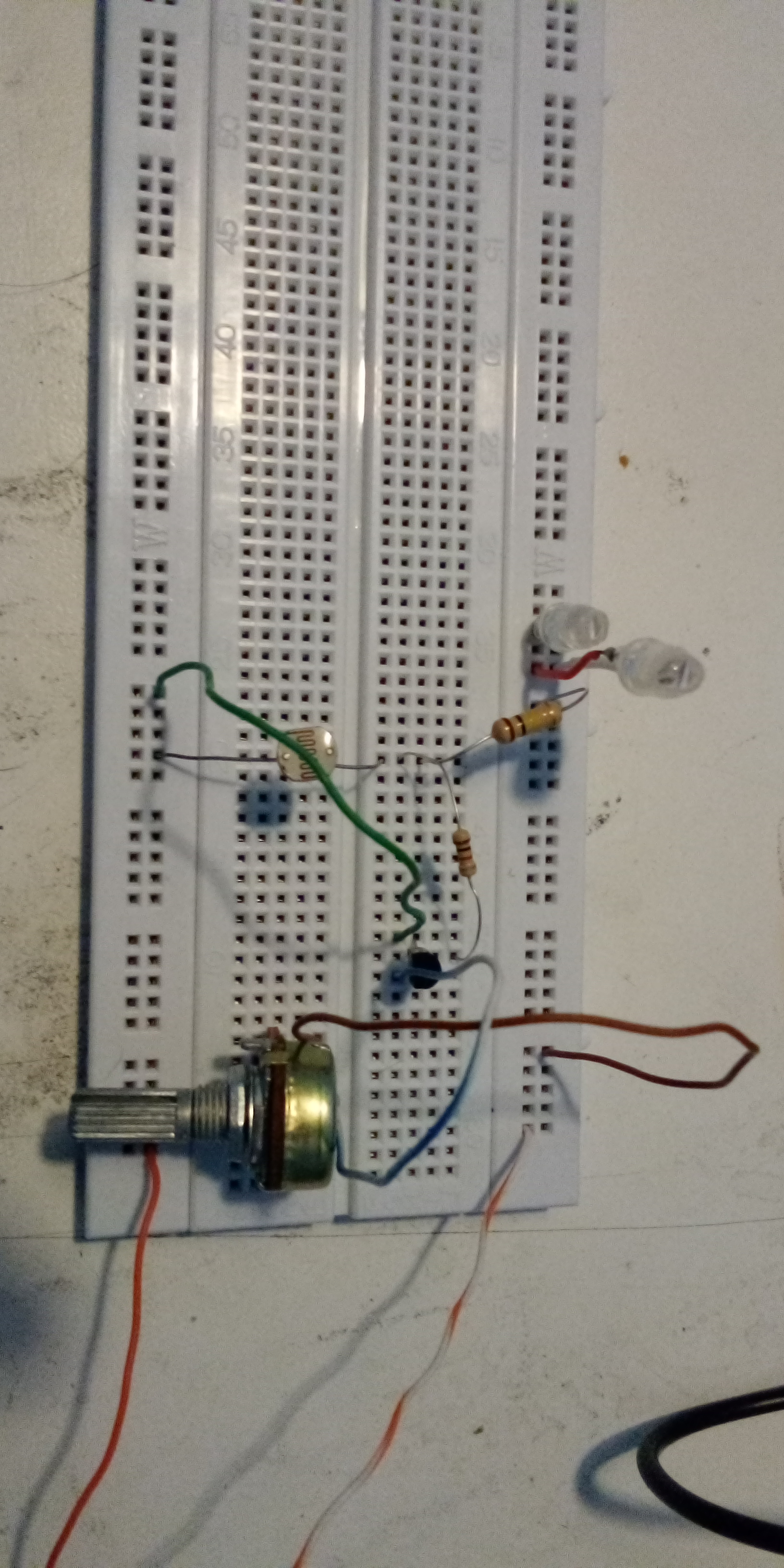 GitHub - laleon10/PROYECTO-PRIMER-PARCIAL: Led nocturno automático