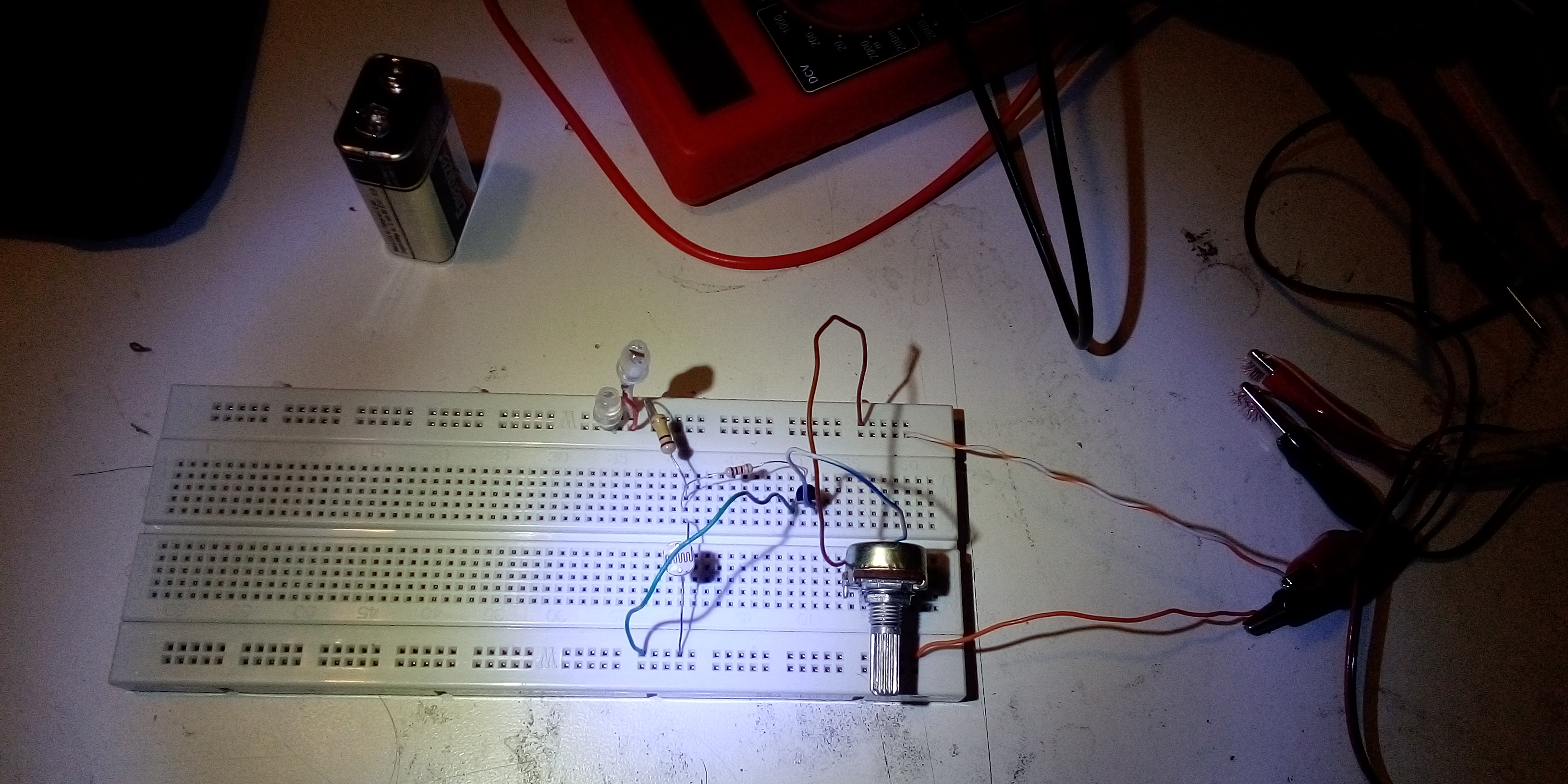 GitHub - laleon10/PROYECTO-PRIMER-PARCIAL: Led nocturno automático