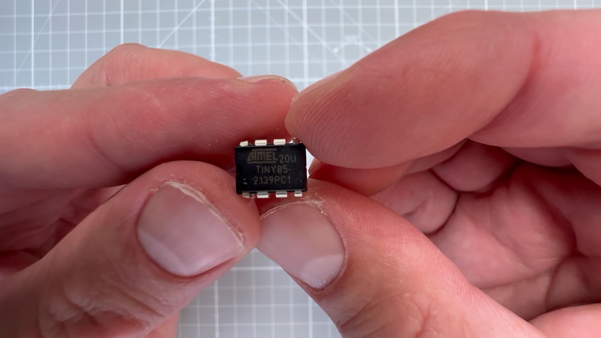 GitHub - upiir/attiny85_dice_game: Simplest game for ATtiny85 + OLED ...