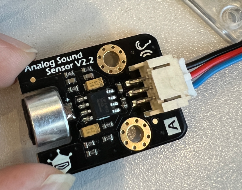 GitHub - YutianWeii/Physical-Computing-Final-Project