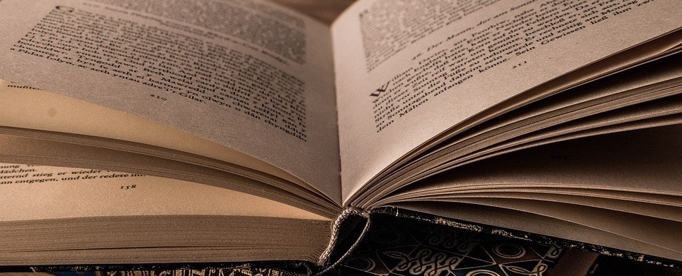 GitHub - Yunwltn/Book-webdashboard