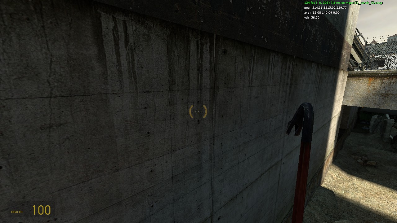 [HL2] Lower part of collapsed bridge disappears if too far away (d1 ...