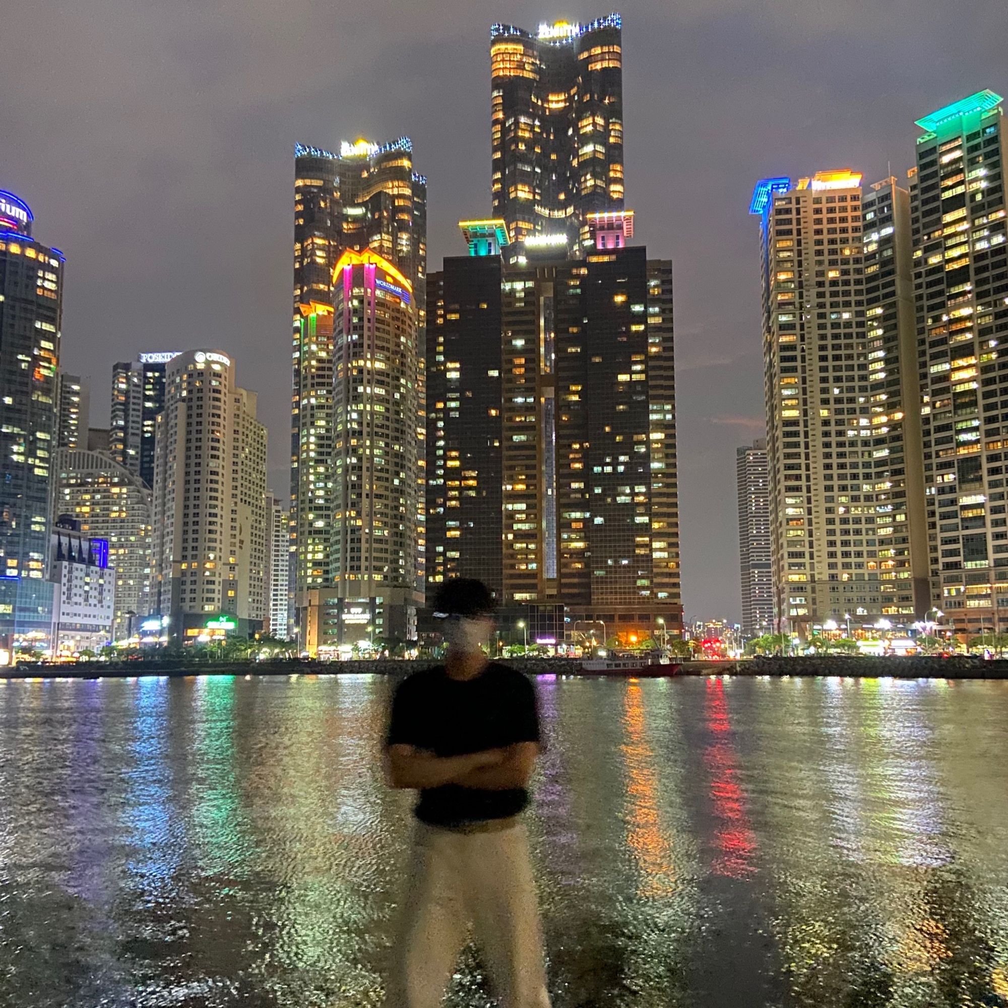 GitHub - FRONTENDSCHOOL5/final-21-WeMet21-Already29: 데일리룩을 공유하며 지속 가능한 패션을 함께 만들어가는 서비스👕👗👖🩳👒