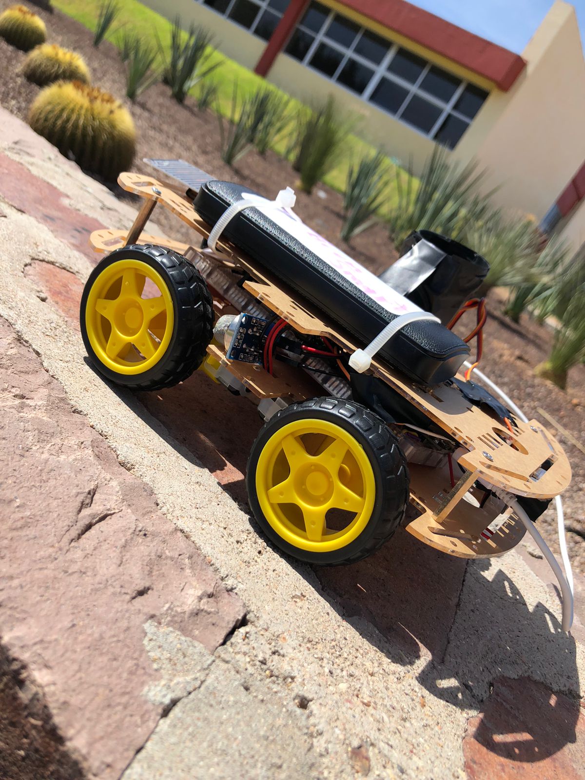 GitHub - Karla038/Proyecto_de_IoT: Proyecto Final de la asignatura de IoT