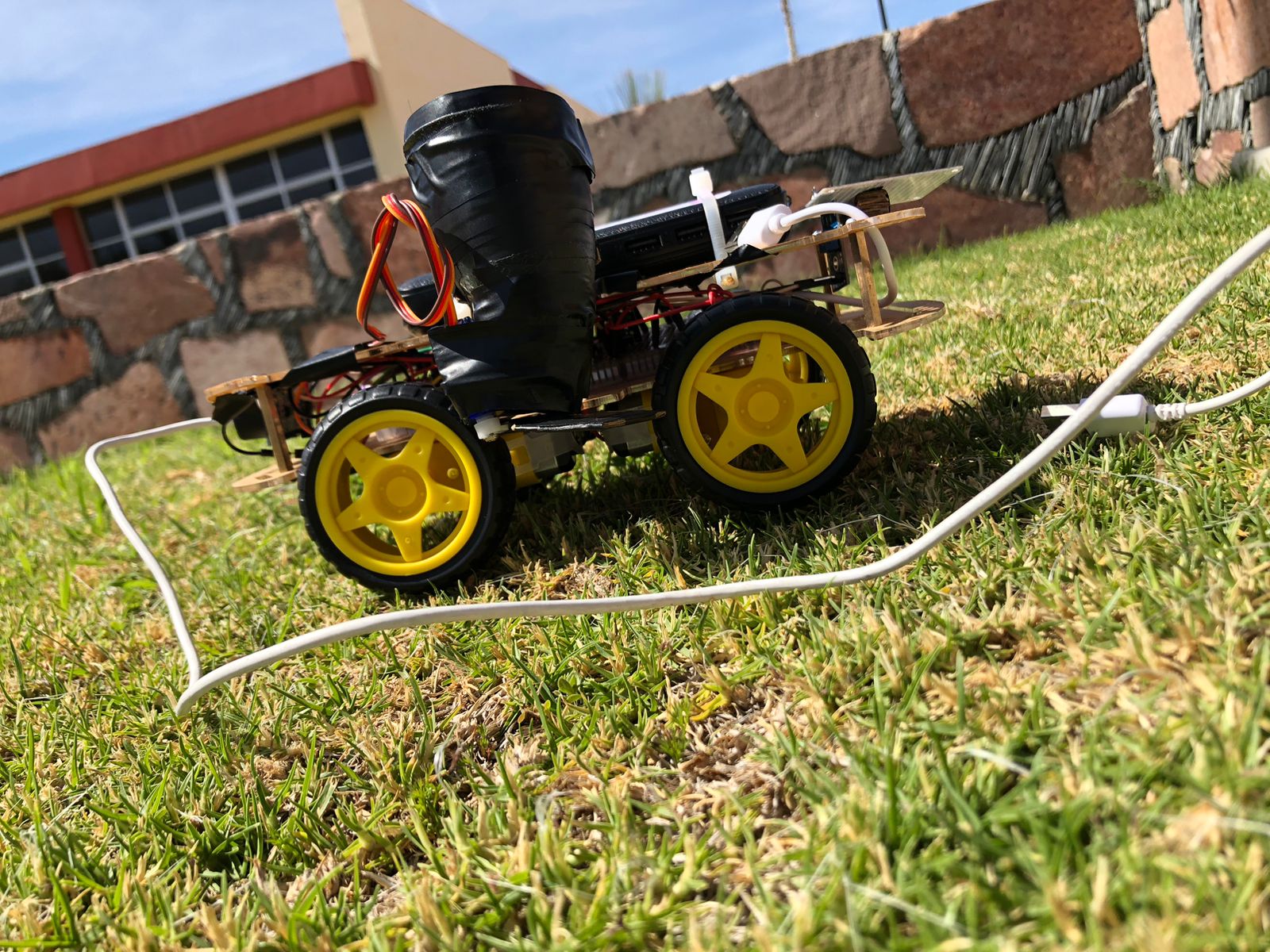 GitHub - Karla038/Proyecto_de_IoT: Proyecto Final de la asignatura de IoT