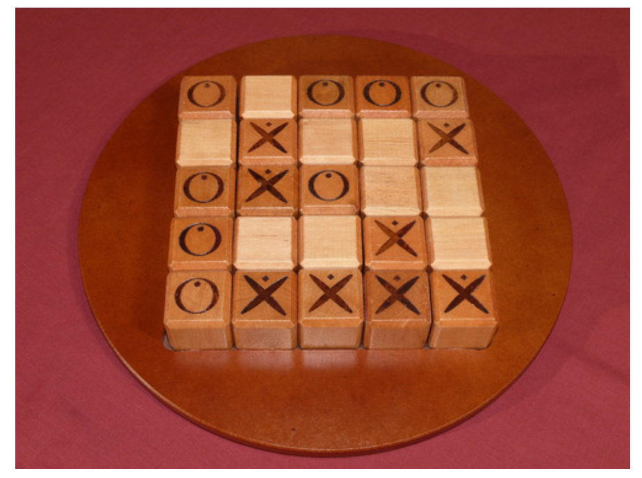 GitHub - sirsir23333/QUIXO-Python