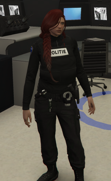 [EUP]: EUP politie aanpassing vrouwen DSI helm / Hondenbegeleiders kleding / aanpassing aan de ...