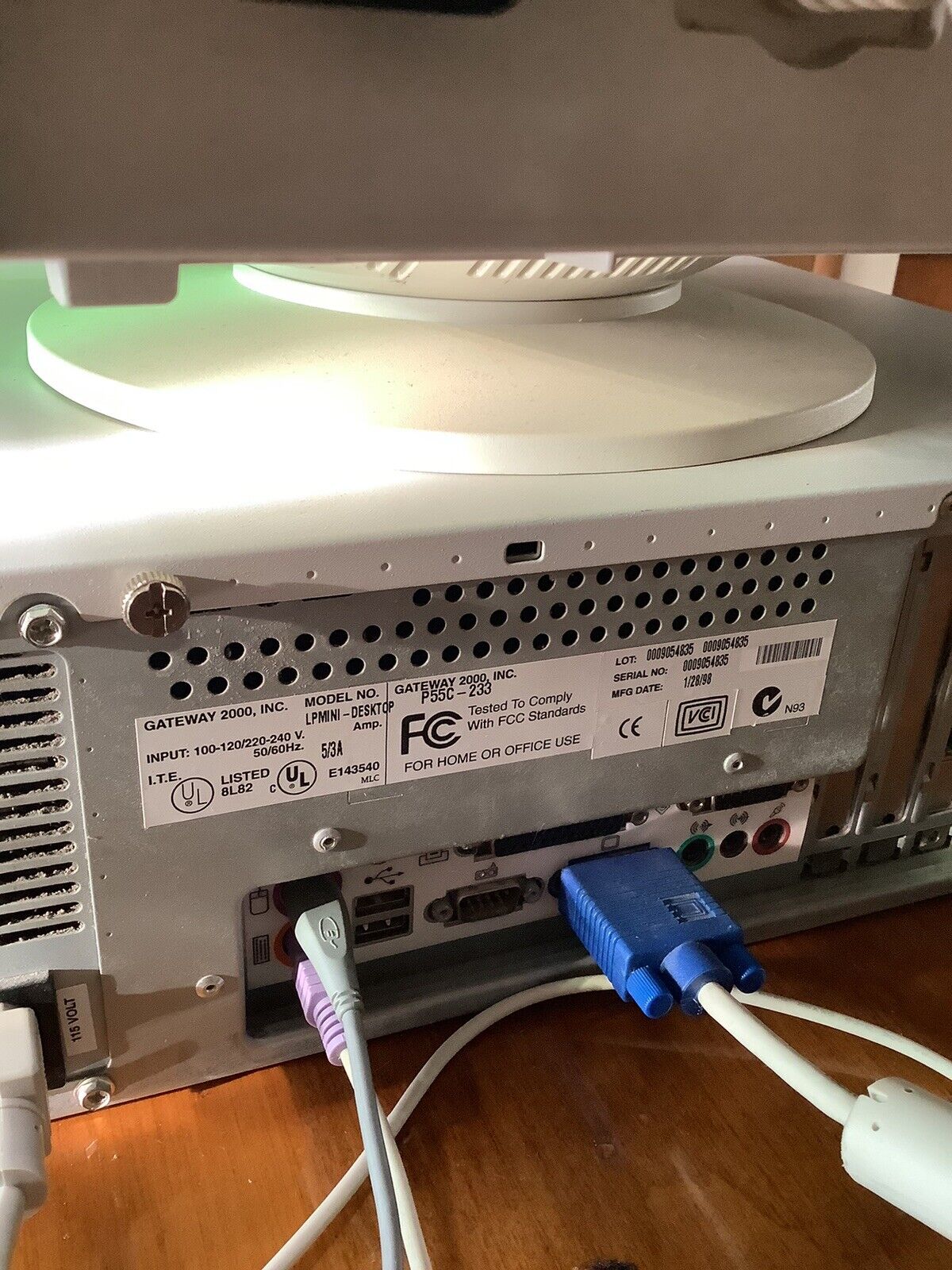 Please add support for Gateway 2000 P55C-233 in 86box · Issue #3578 · 86Box/86Box · GitHub