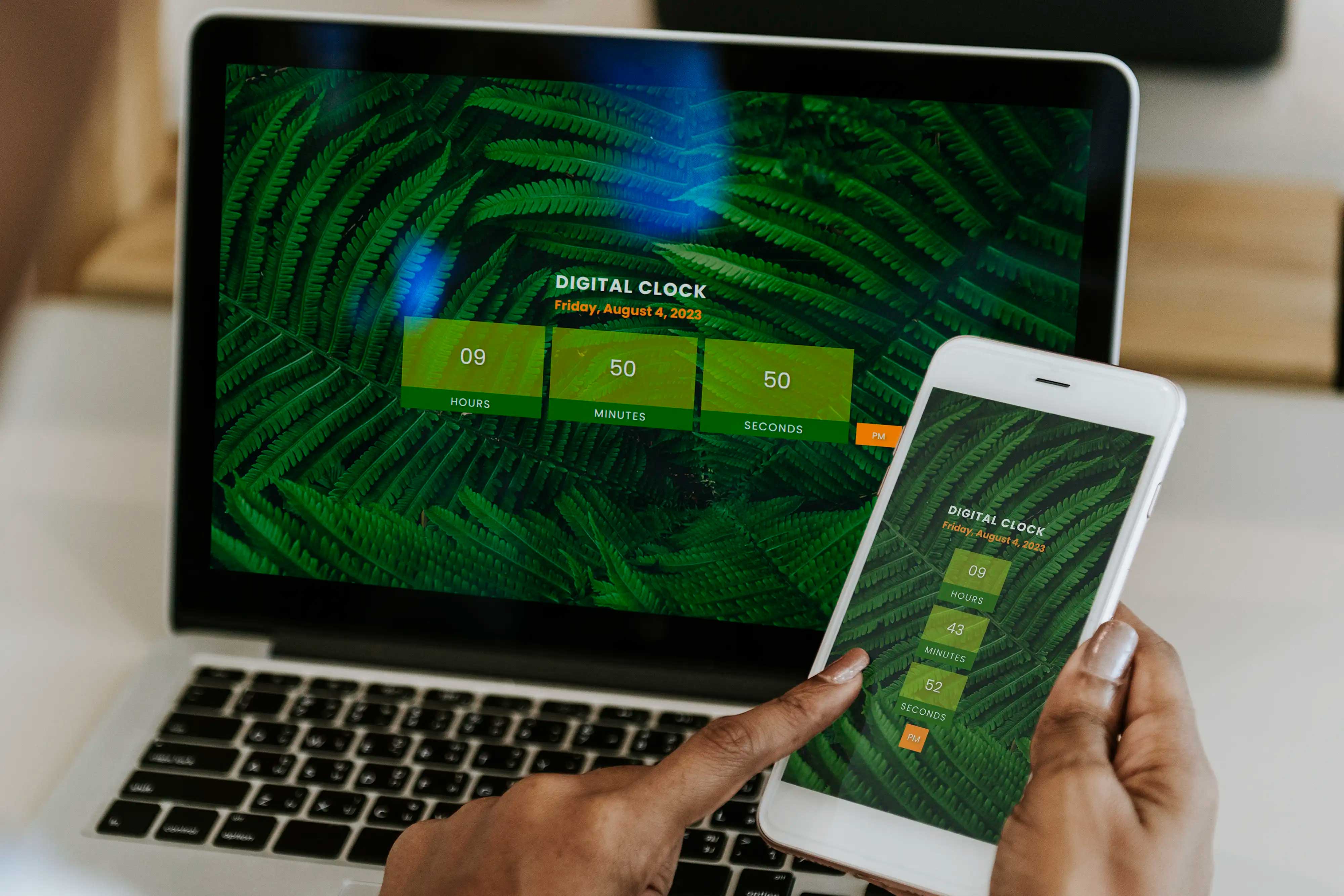 GitHub - Jo-erl/DigitalClock: A responsive digital clock with current date.