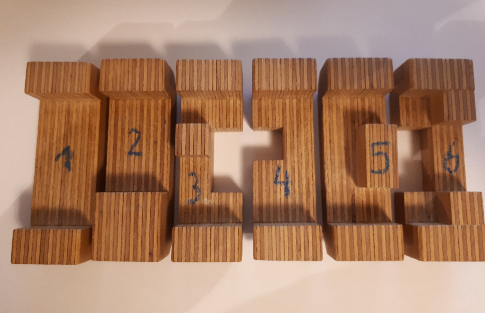 GitHub - LarsMehwald/Wood-Cube: This is a script to solve a 3D puzzle.