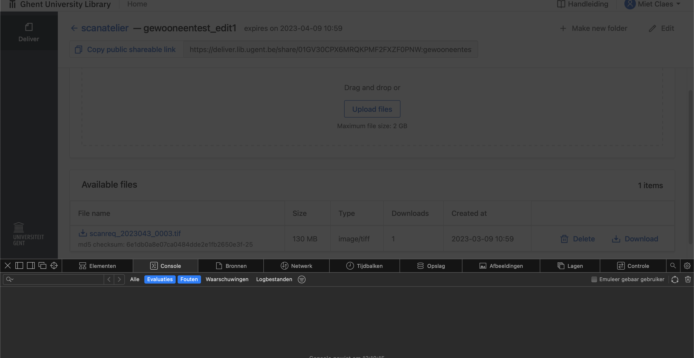 Deleting a file results into stuck gray screen · Issue #67 · ugent-library/deliver · GitHub