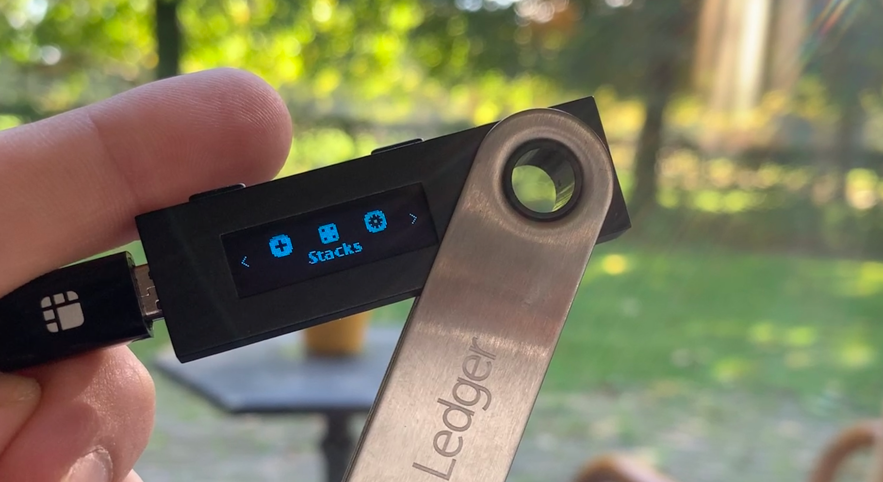 Integrate new STX icon for Ledger devices · Issue #202 · leather-io ...