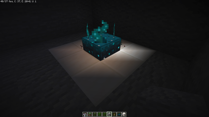 [SCULK SENSOR] Sculk sensors emit too much light · Issue #7445 · sp614x ...