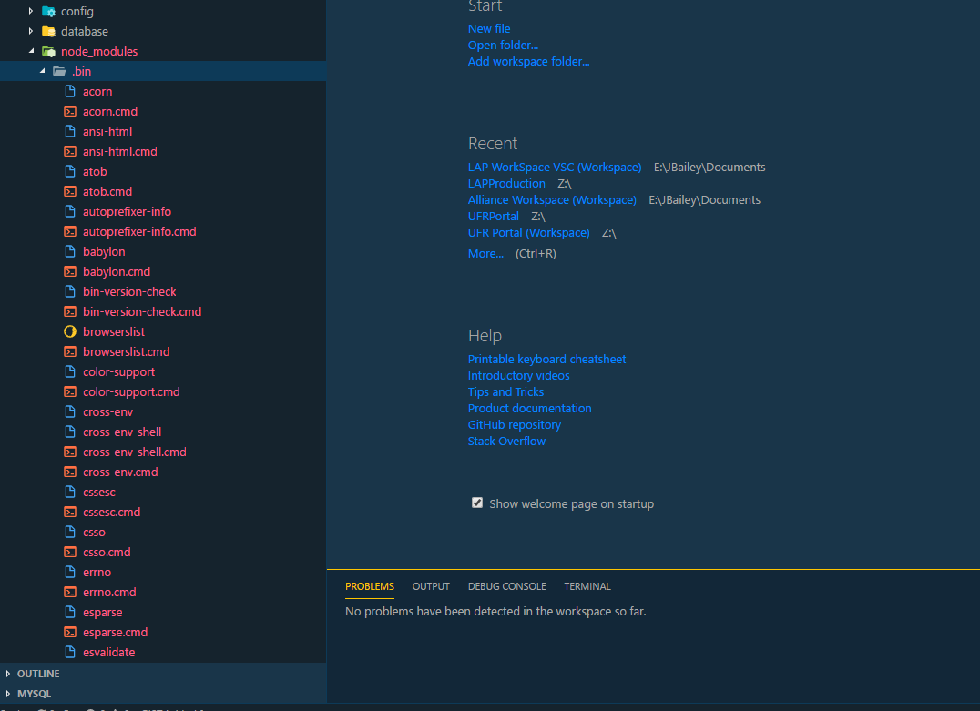 Red files and Folders in Explorer · Issue #54574 · microsoft/vscode ...