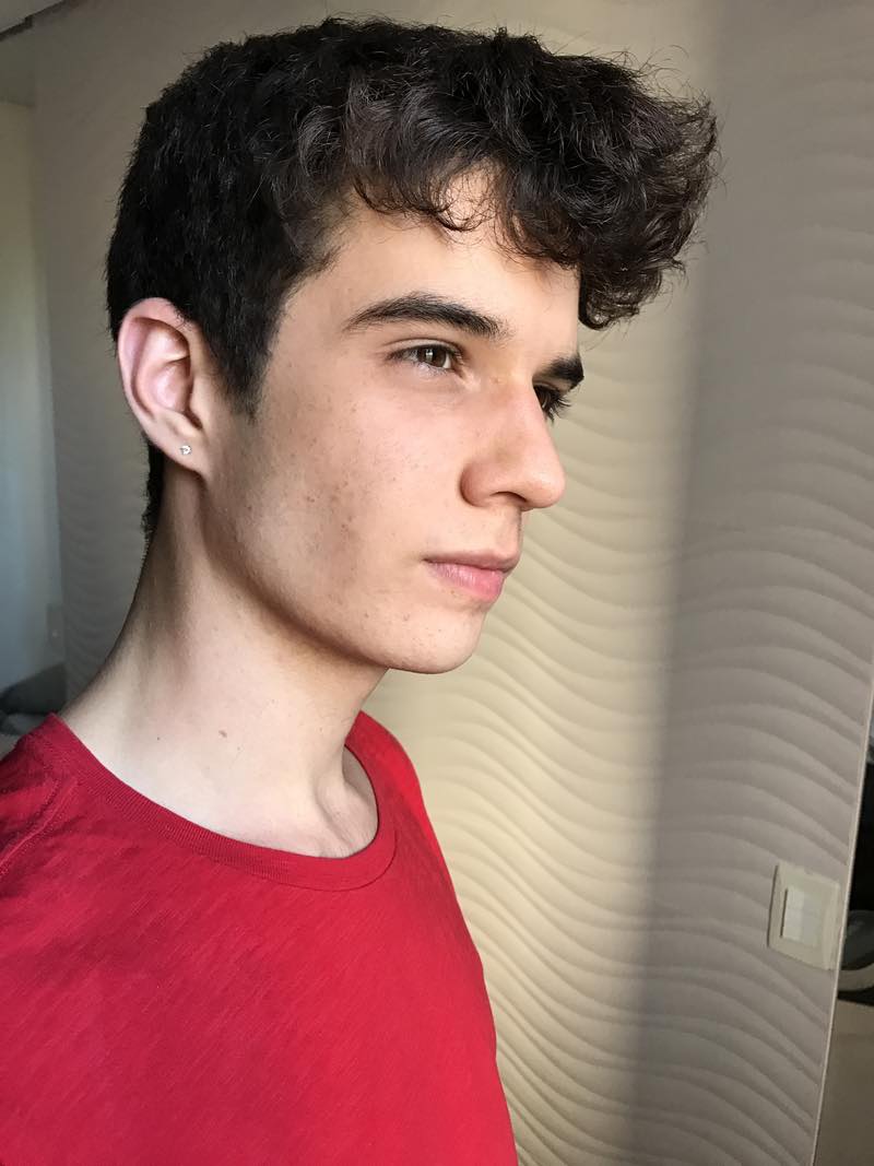 try this image,not workable. · Issue #47 · 1adrianb/face-alignment · GitHub