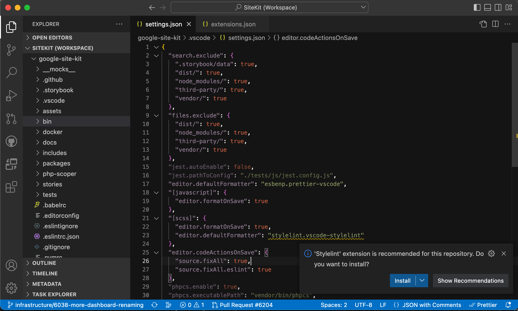 Add stylelint extension to VSCode Extension Recommendation and set it as default `scss ...