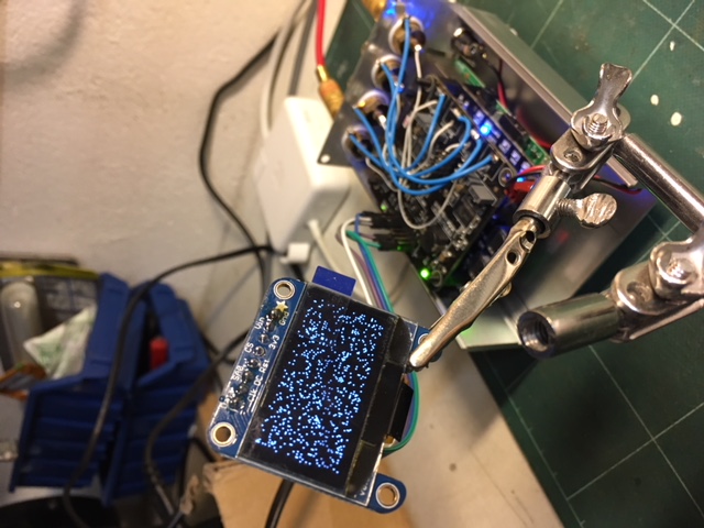 Garbled screen · Issue #25 · dhrone/pydPiper · GitHub