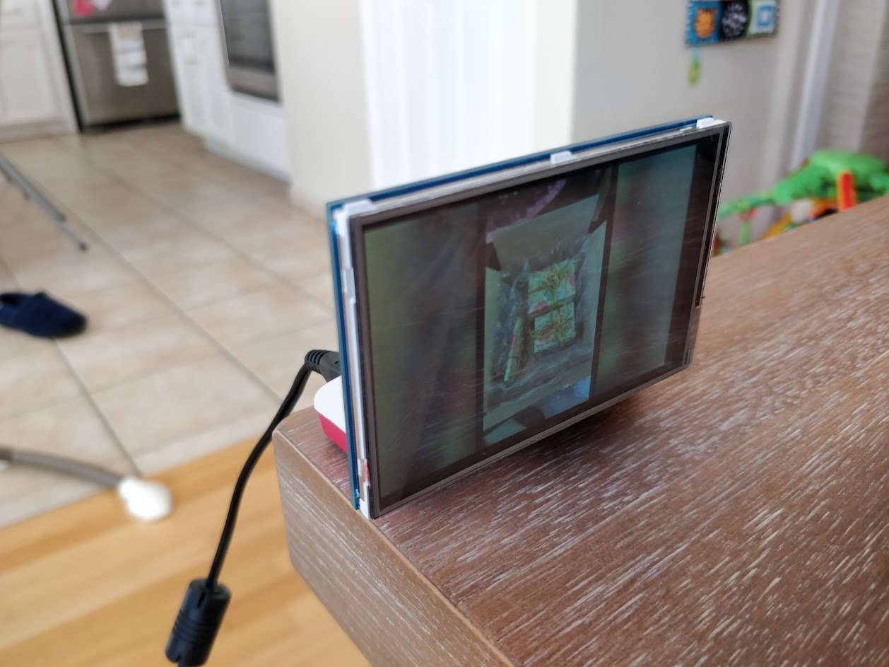 Show slideshow on SPI LCD? · Issue #2 · mrworf/photoframe · GitHub