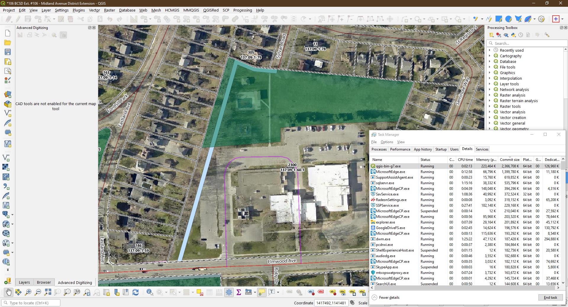 Excessive Commit/RAM usage when drawing project · Issue #30225 · qgis/QGIS · GitHub