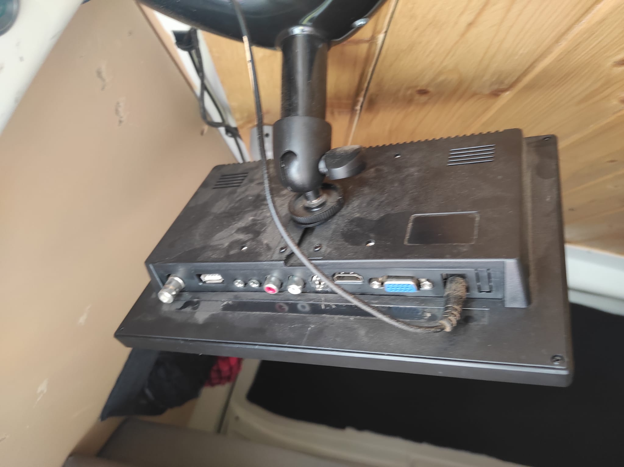 Cant Get It To Work With An Unknown Brand Probably Chinese Monitor