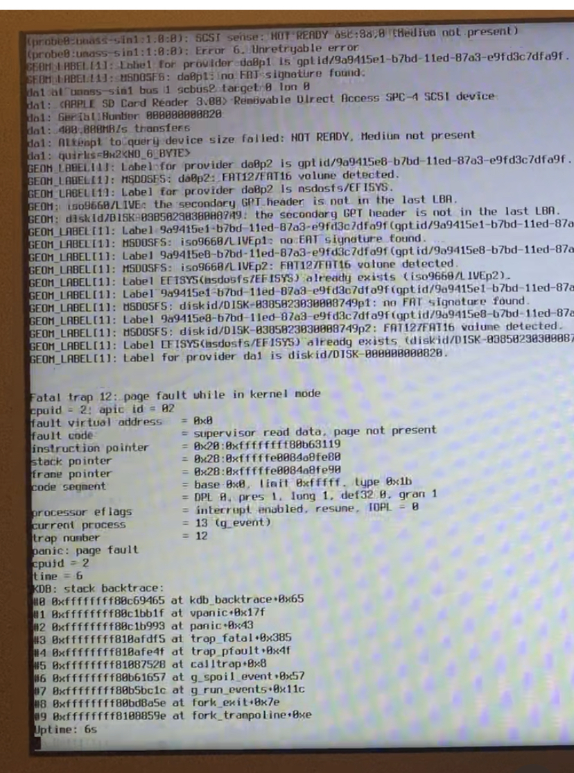 Kernel panic during boot from live media on MacBook when SD slot is ...
