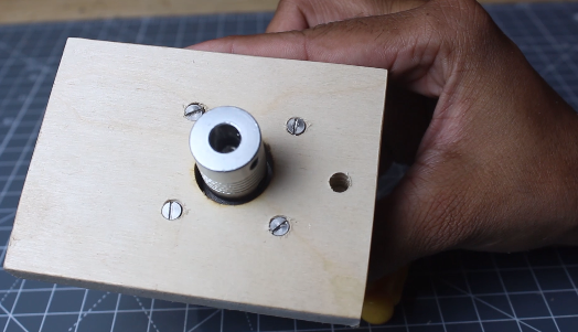 GitHub - sandy9159/DIY-Arduino-based-Touch-Free-Hand-sanitizer-dispenser