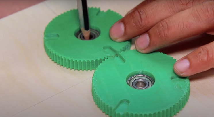 GitHub - sandy9159/DIY-mini-braiding-machine