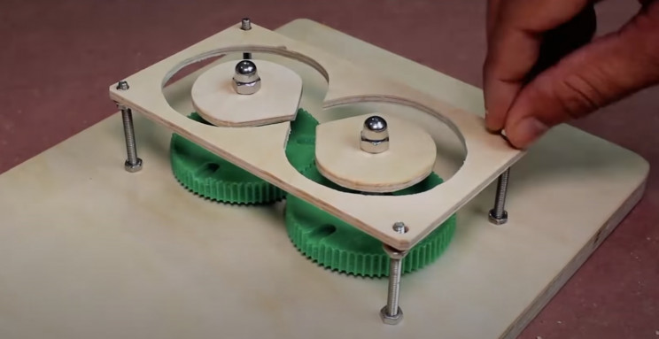 GitHub - sandy9159/DIY-mini-braiding-machine