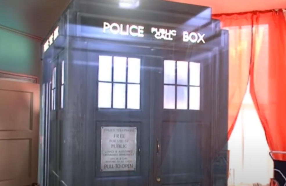 White shade for demat/mat effect · Issue #662 · MattJeanes/TARDIS · GitHub