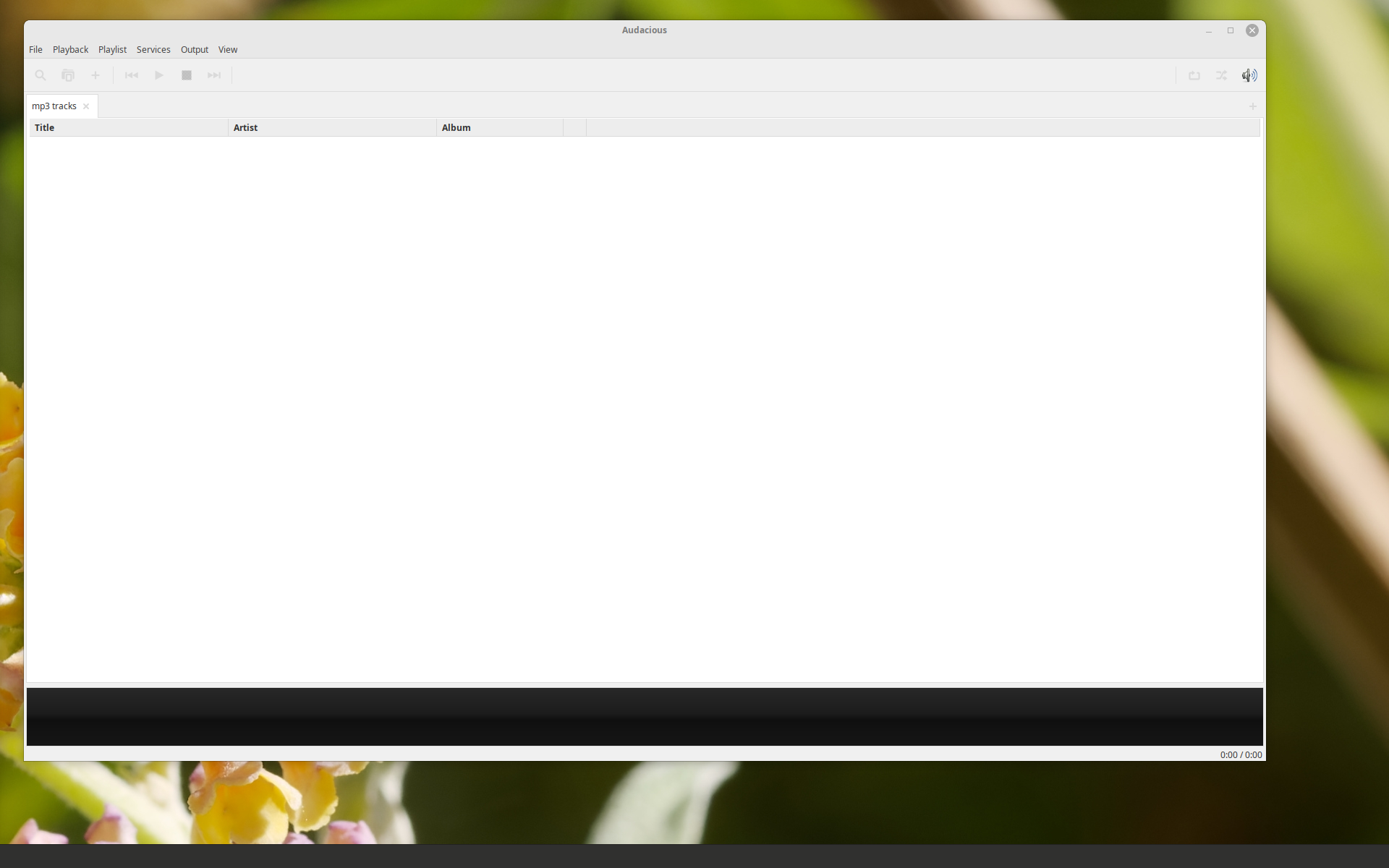 A large window, when re-opening the closed application, opens with wrong dimensions and wrong ...