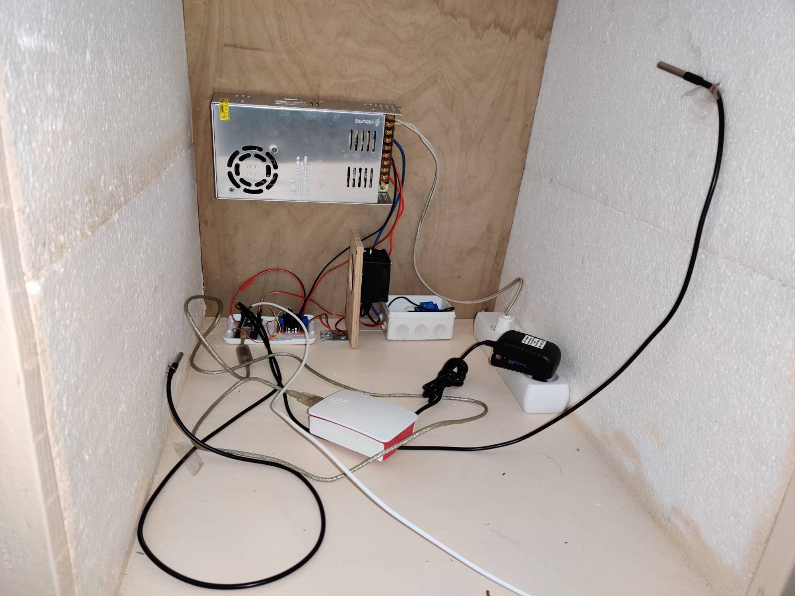 GitHub - Decclo/3DPrinter-Hot-Box: Controlled environment for 3D Printers.