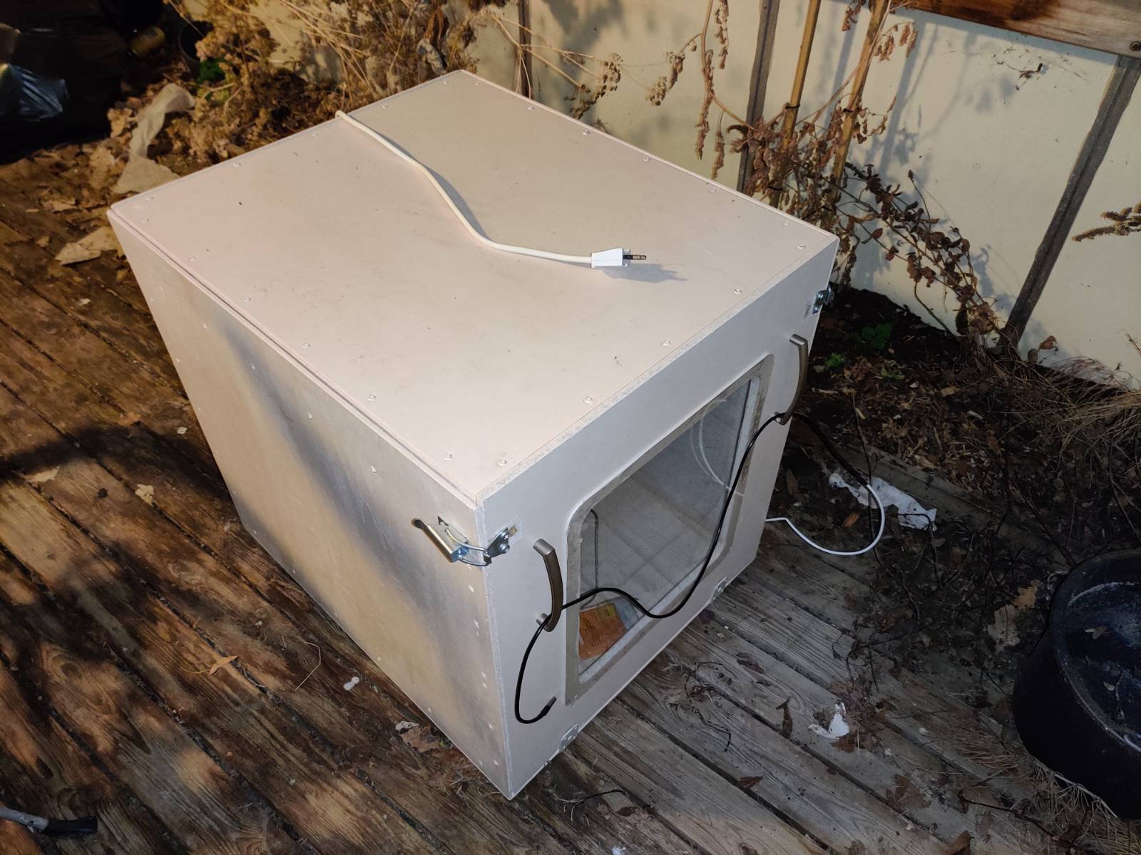 GitHub - Decclo/3DPrinter-Hot-Box: Controlled environment for 3D Printers.