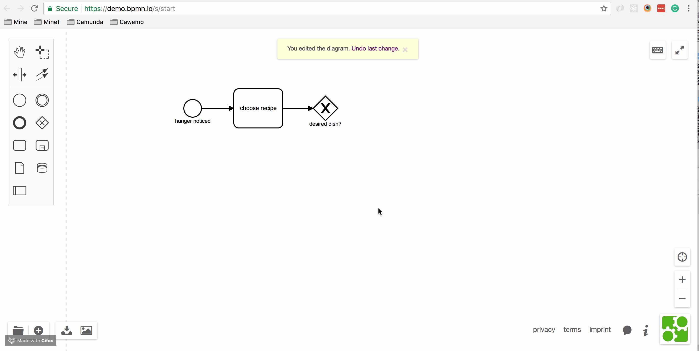 Auto-scrolling makes use of element palette difficult · Issue #770 · bpmn-io/bpmn-js · GitHub