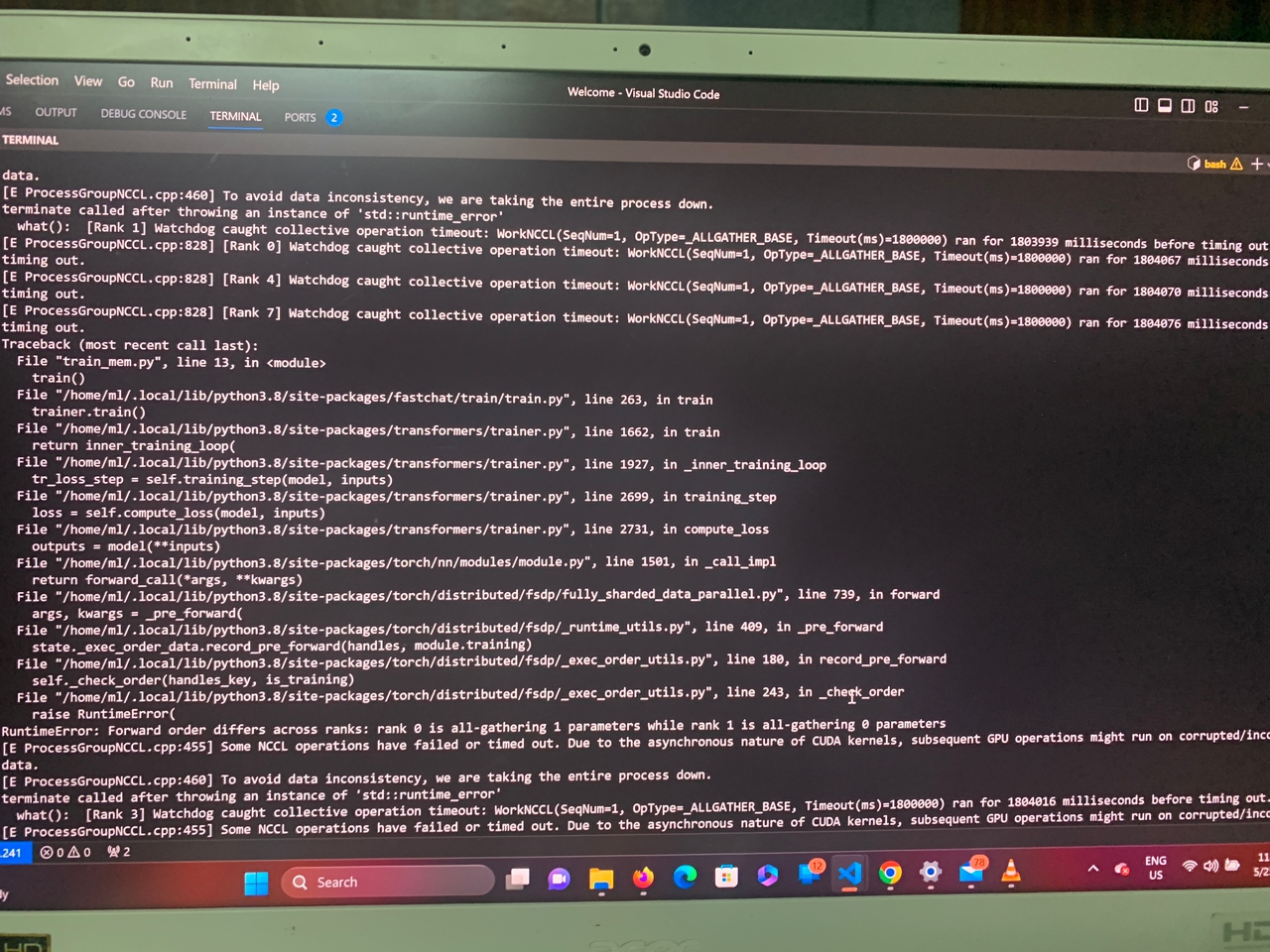 Error while finetuning vicuna on custom data. · Issue #1490 · lm-sys/FastChat · GitHub