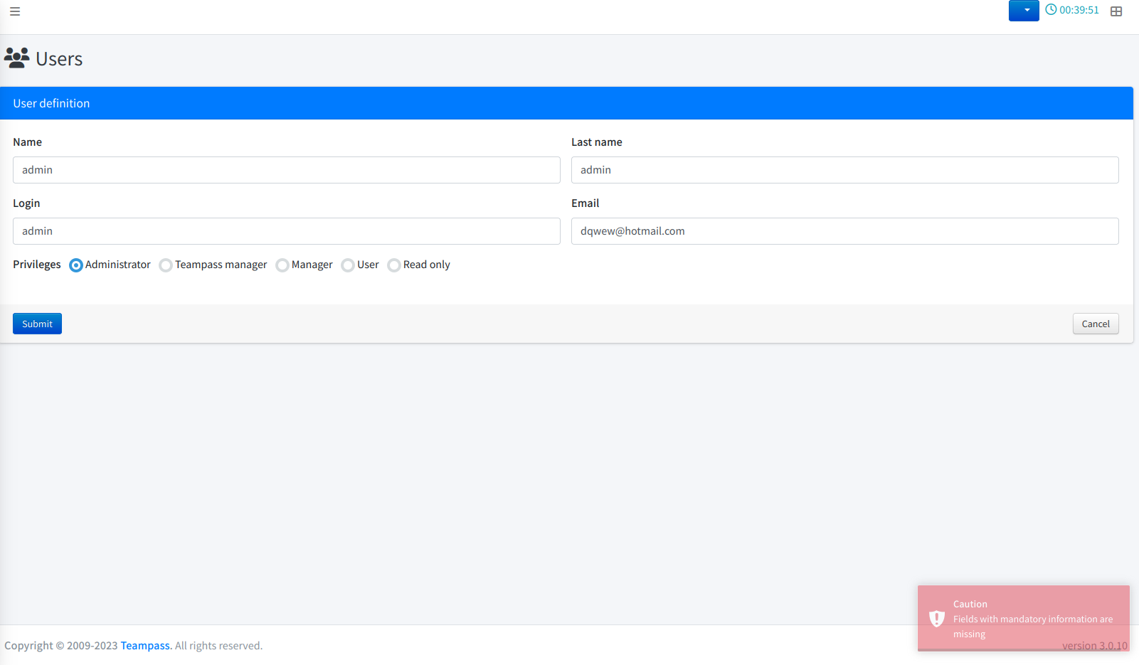 can't add an email to admin user (fresh install) ...Error is fields with mandatory information ...