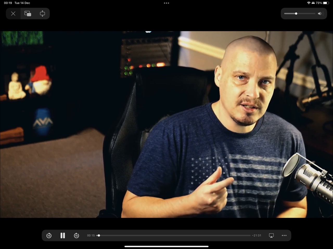 Media controls not displaying in full screen video in Safari on ipad ...