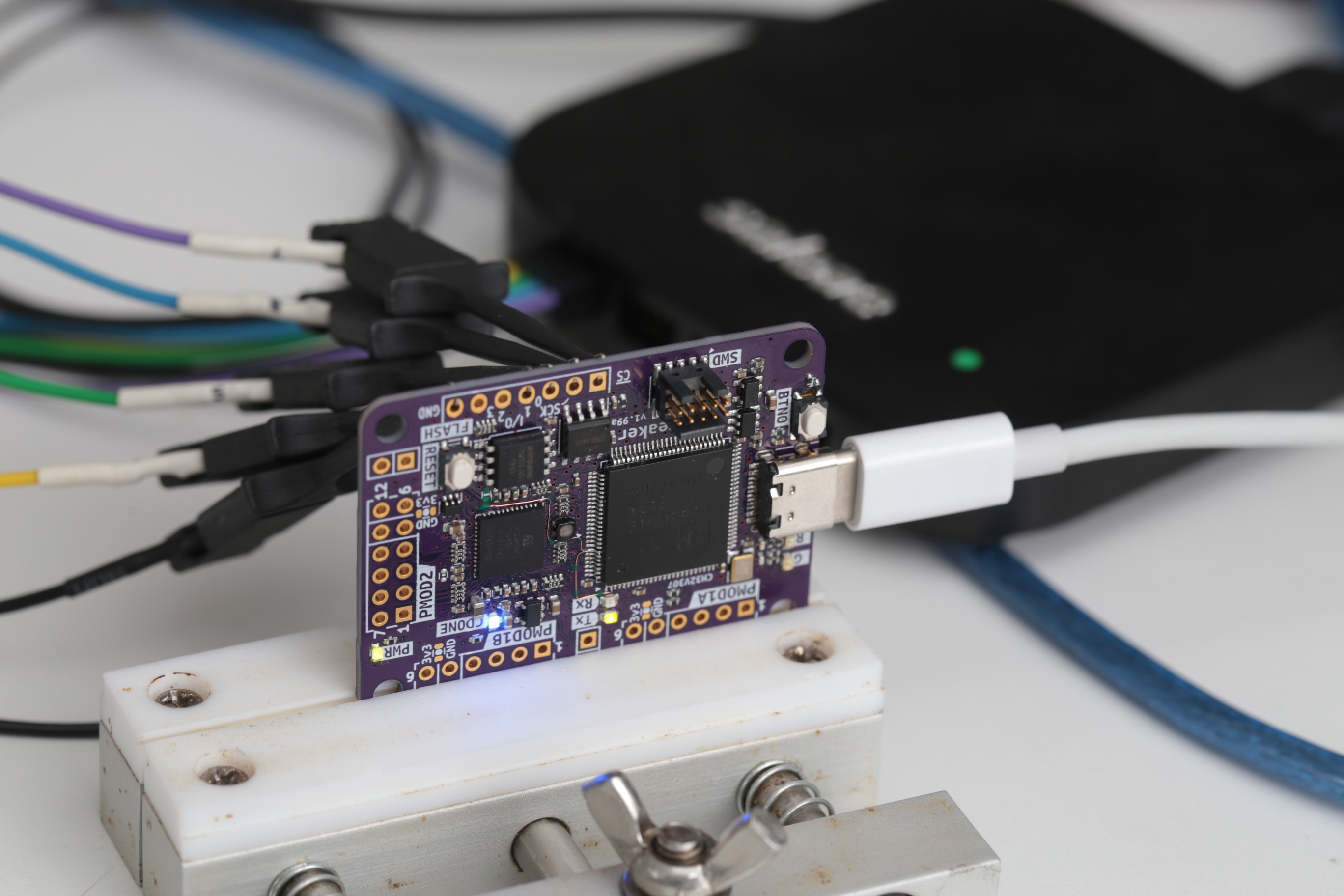 Successfully program an iCE40. · Issue #1 · icebreaker-fpga/icebreaker-v2-usb-firmware · GitHub