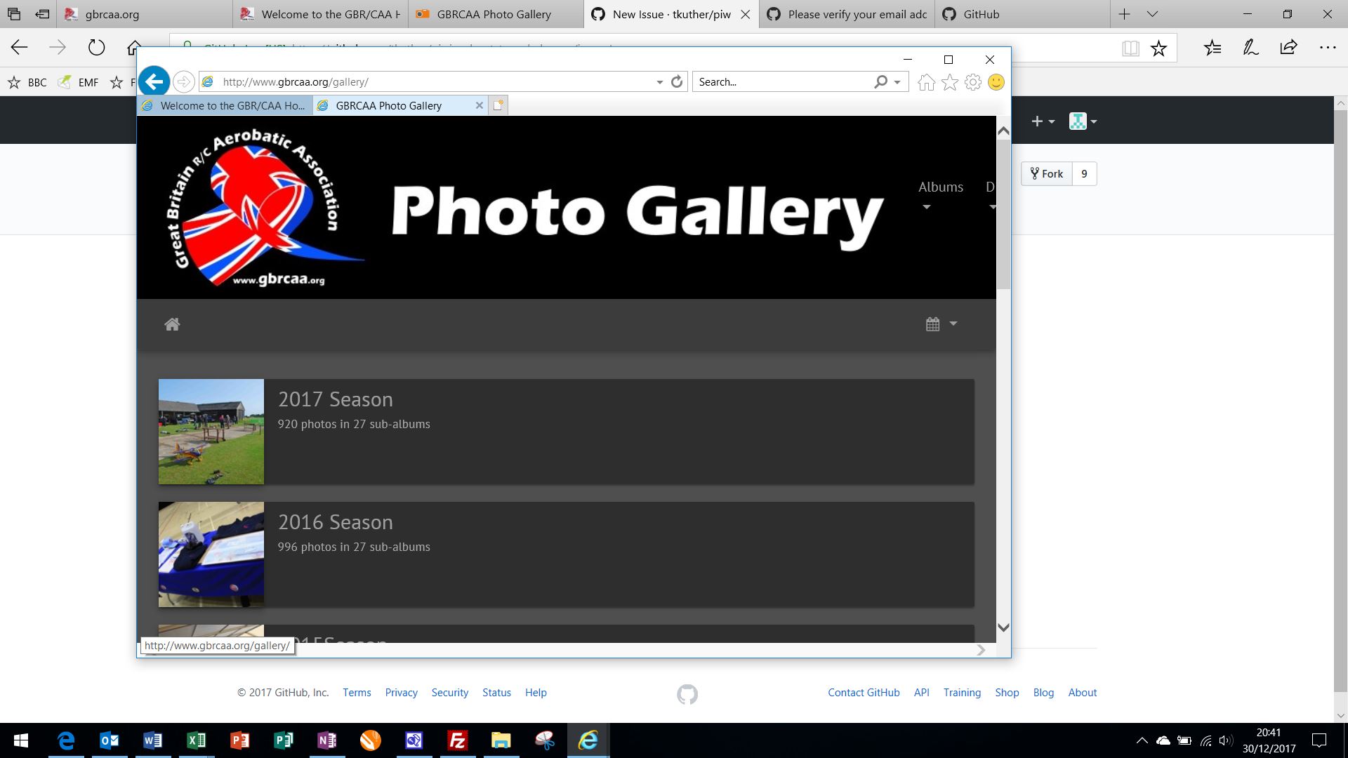 Image Header and menu not formatted correctly in Internet Explorer 11. · Issue #142 · Piwigo ...