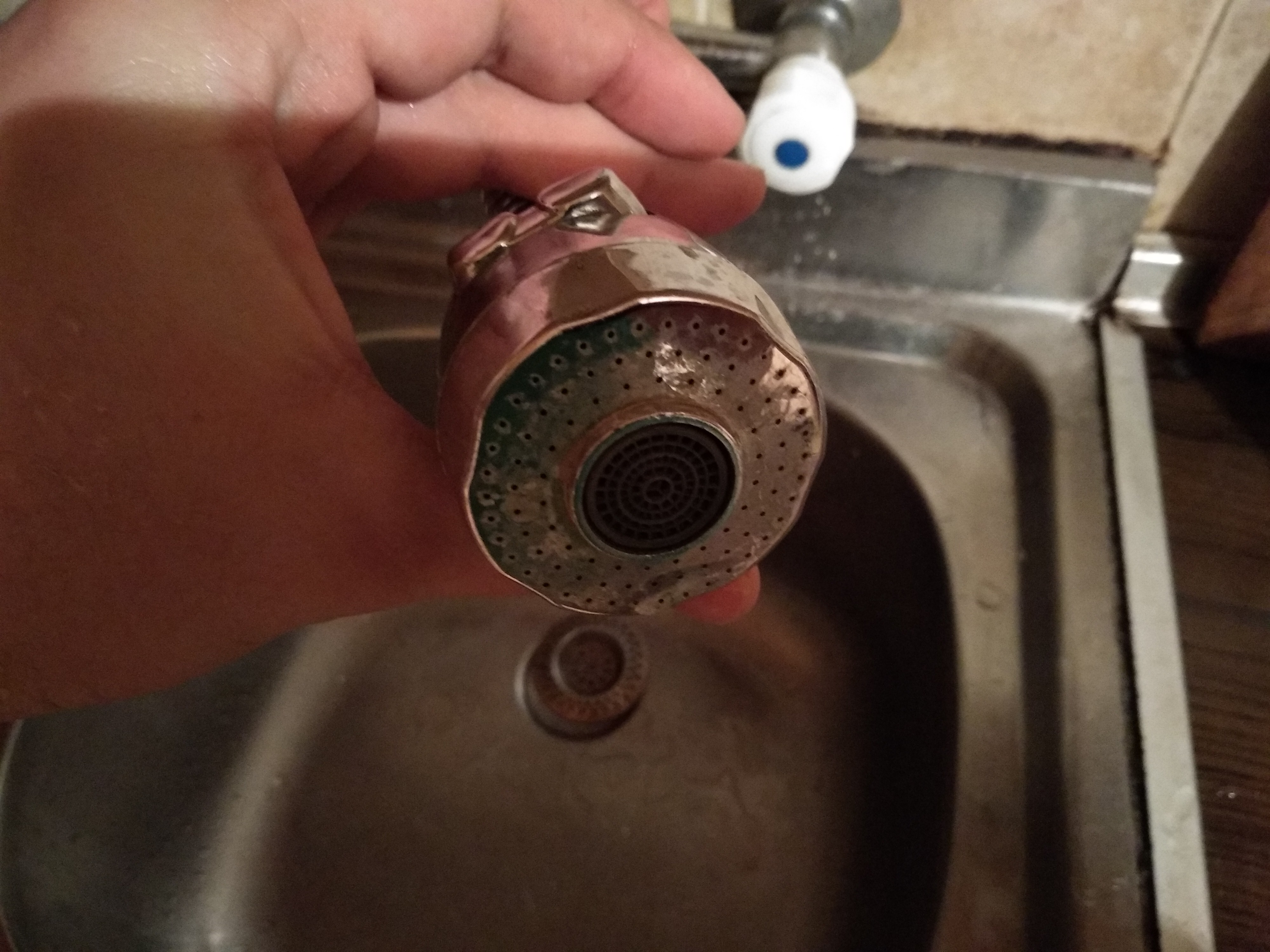 Да се смени батерията на чешмата в кухнята · Issue #161 · initLab/initLab · GitHub