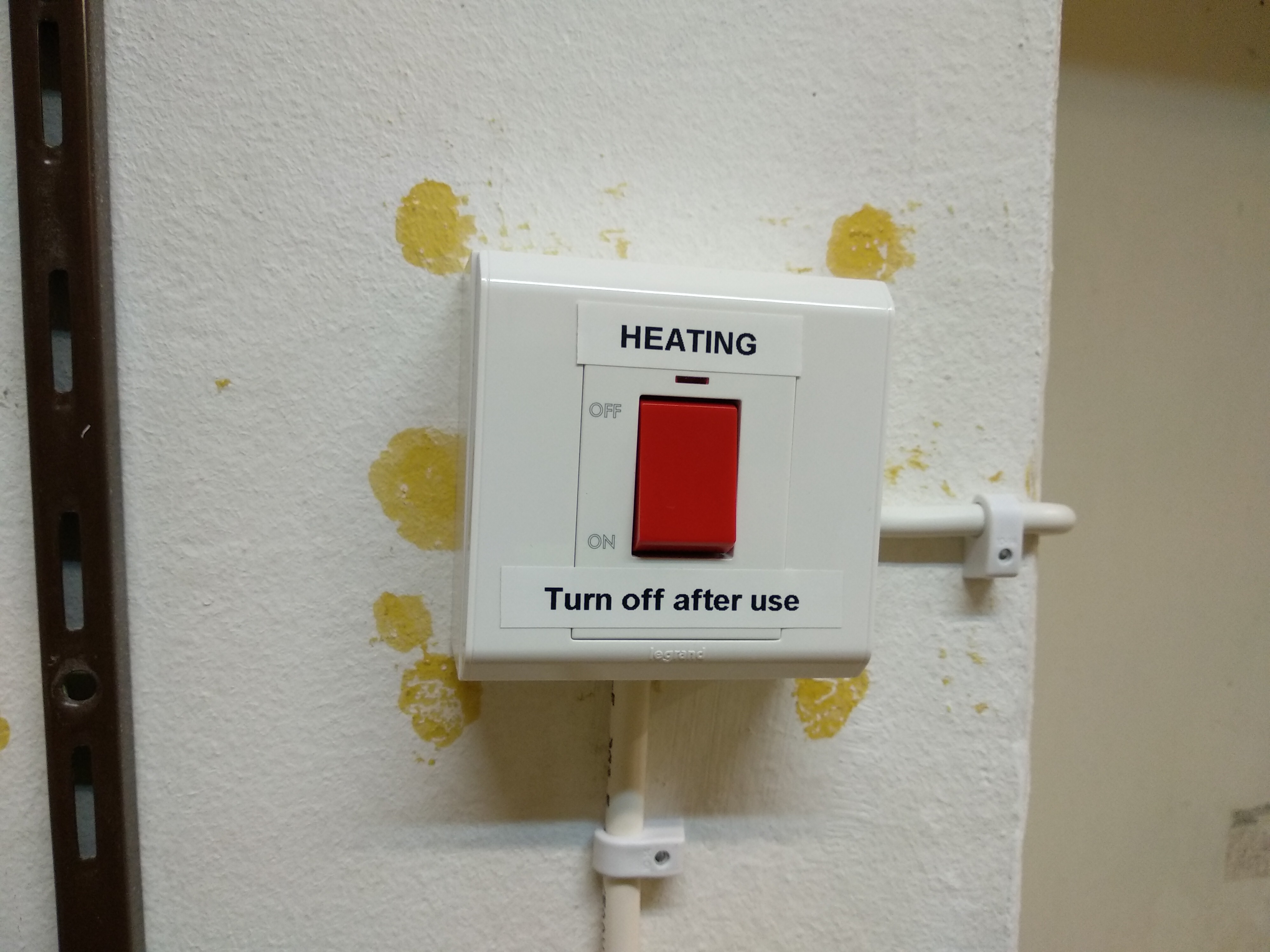 Тестване и евентуално поправяне на отоплителната печката в кухнята над вратата · Issue #186 ...