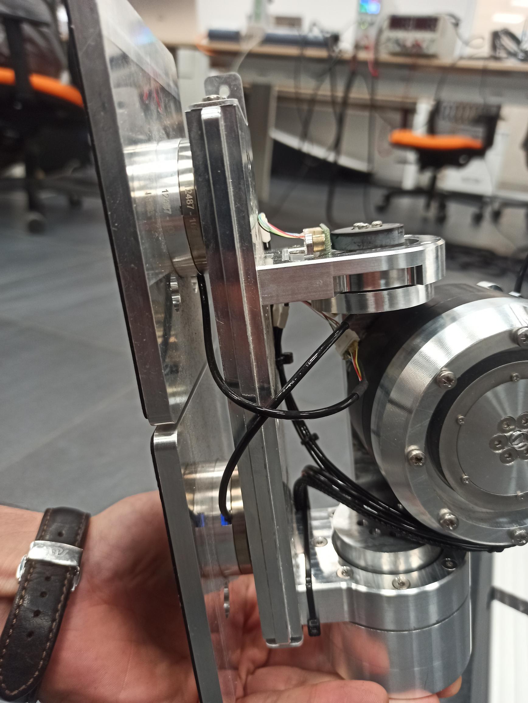 Feet FTs are not coherent with the model · Issue #1509 · robotology ...