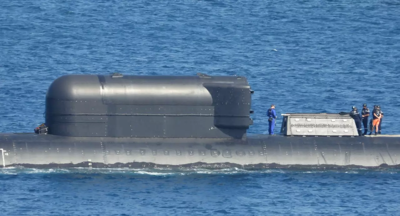 S 635 Suffren [Barracuda], Dry-Deck Shelter (DDS) · Issue #3880 ...