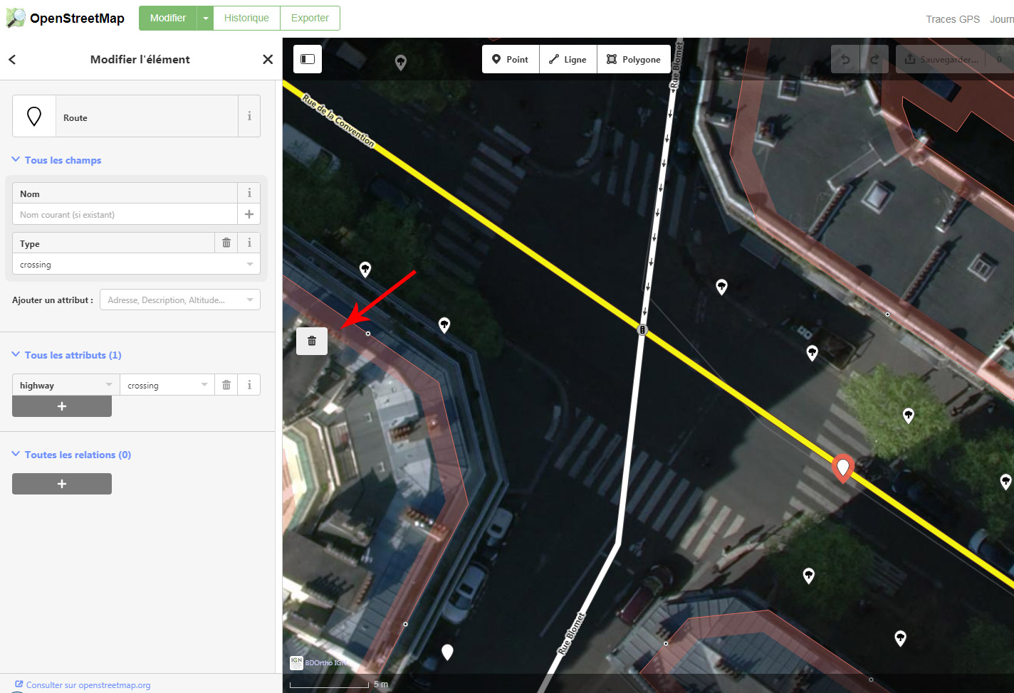 buttons bar that appear after right clicking an element is not displayed at the right place ...